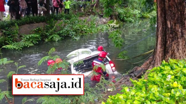 Pengendara Mercy Tabrak 8 Kendaraan di Kenjeran Surabaya, Satu Korban Tewas